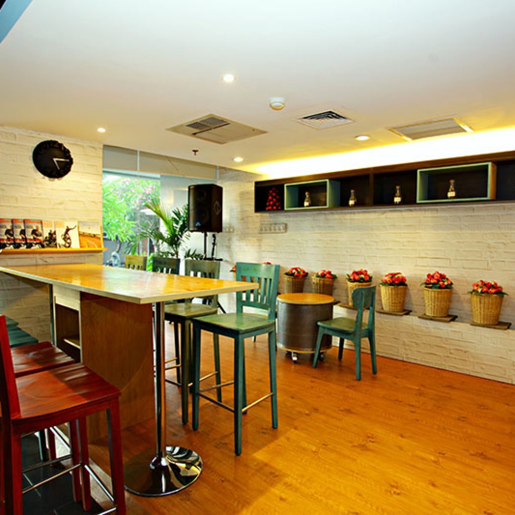 Ren's Coffee - Hotel Prima Cirebon